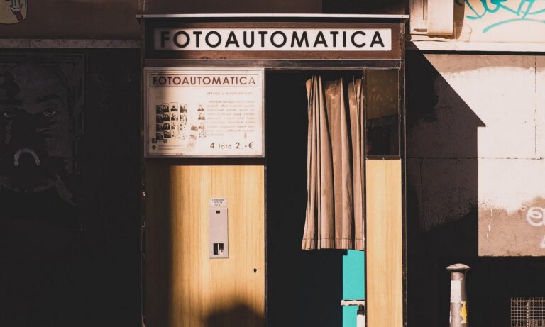 Cabina Fototessera Vicino a Me - Online - Come Funziona