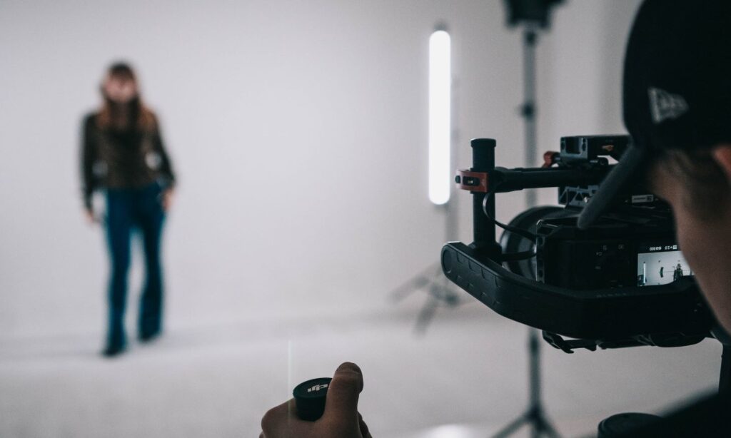 Best Woman Passport Photo: Your Formula for a Beautiful Shot
