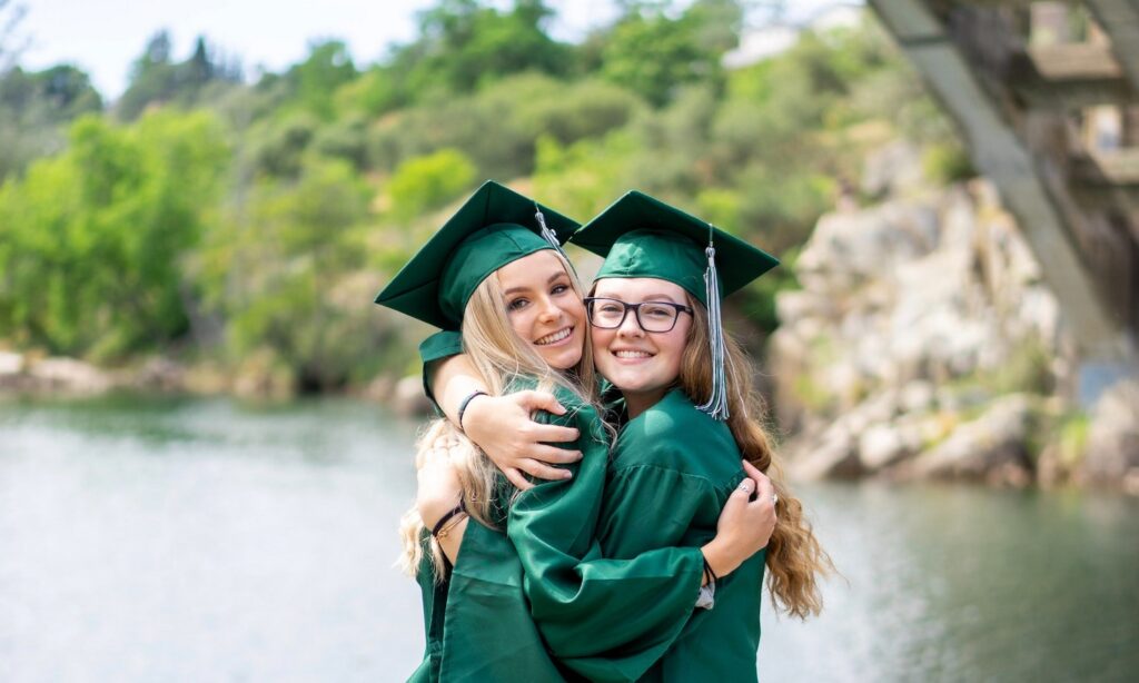 100+ Graduation Picture Ideas: All You Ever Find on Web